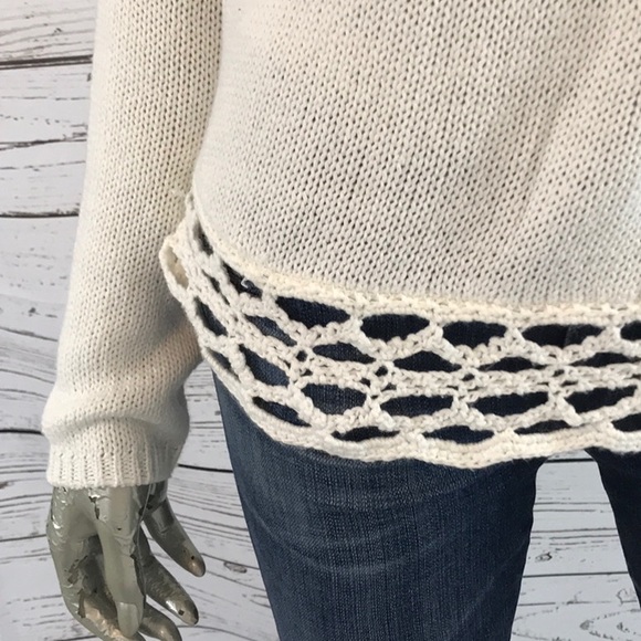Elan | Sweaters | Elan Cream Eyelet Shoulder And Hem Sweater | Poshmark